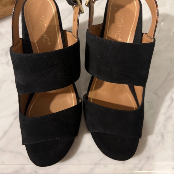 Vionic | Shoes | New Vionic Tourtise Strap Open Toe Black Suede Heeled ...